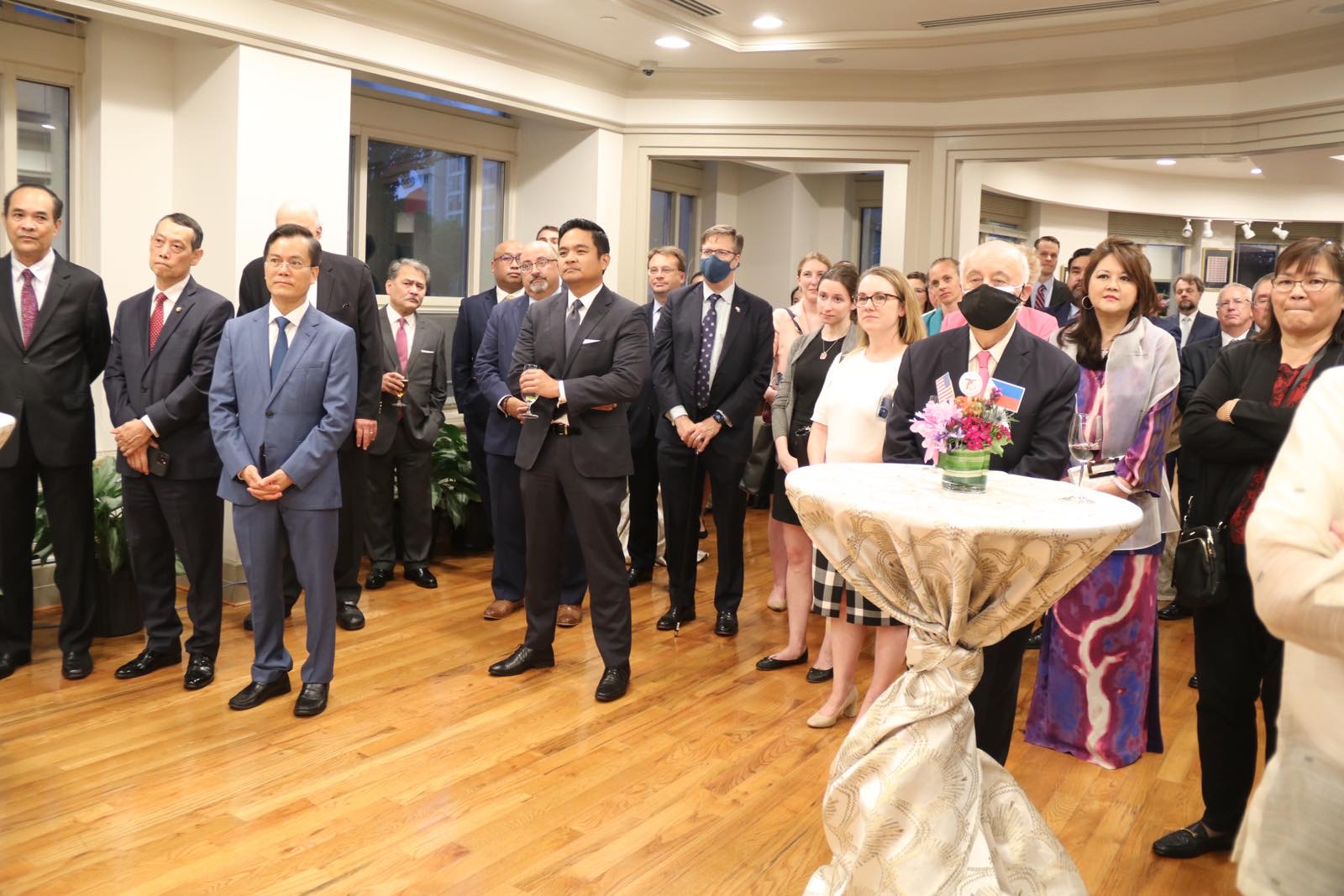 PHILIPPINE EMBASSY IN WASHINGTON DC SIMULTANEOUSLY COMMEMORATES THE ...