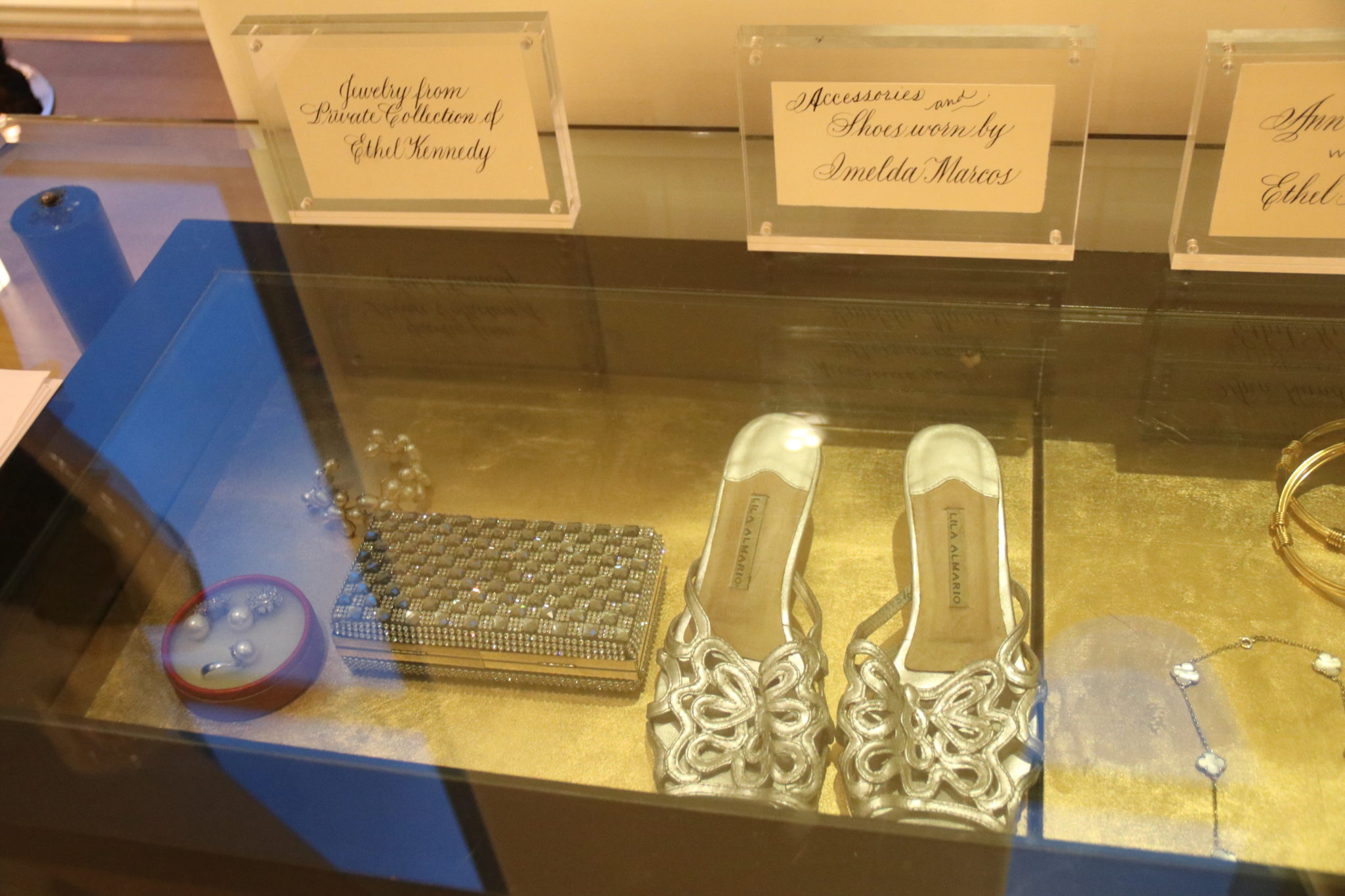 FIRST LADY LOUISE ARANETA-MARCOS AND FORMER FIRST LADY IMELDA MARCOS ...