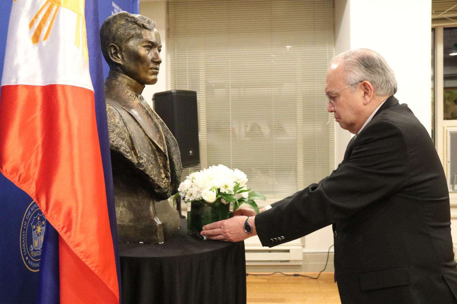 AMBASSADOR ROMUALDEZ LEADS RIZAL DAY COMMEMORATION - Embassy of the ...