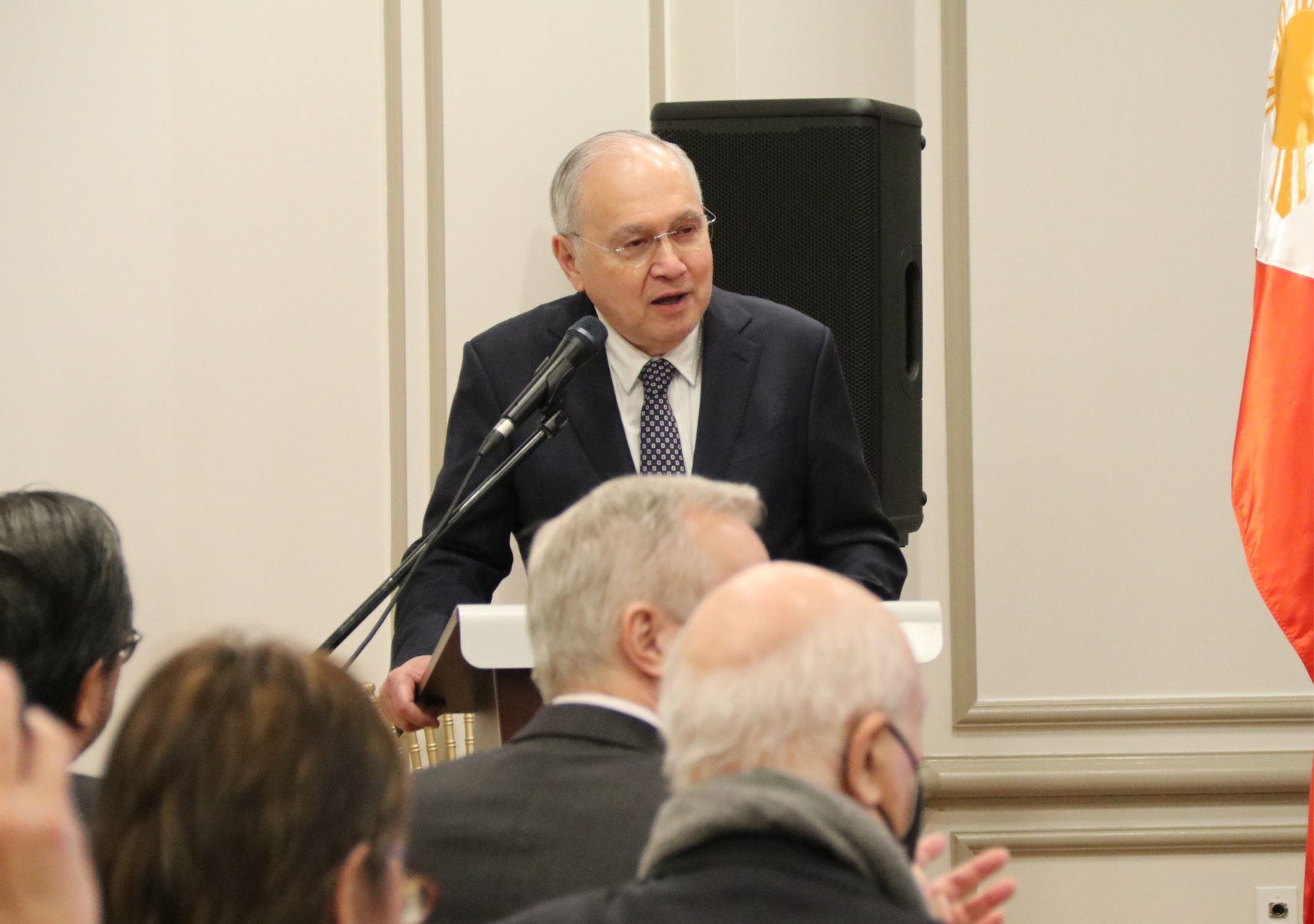 PHILIPPINE EMBASSY HOSTS PEZA INVESTMENT FORUM - Embassy of the ...