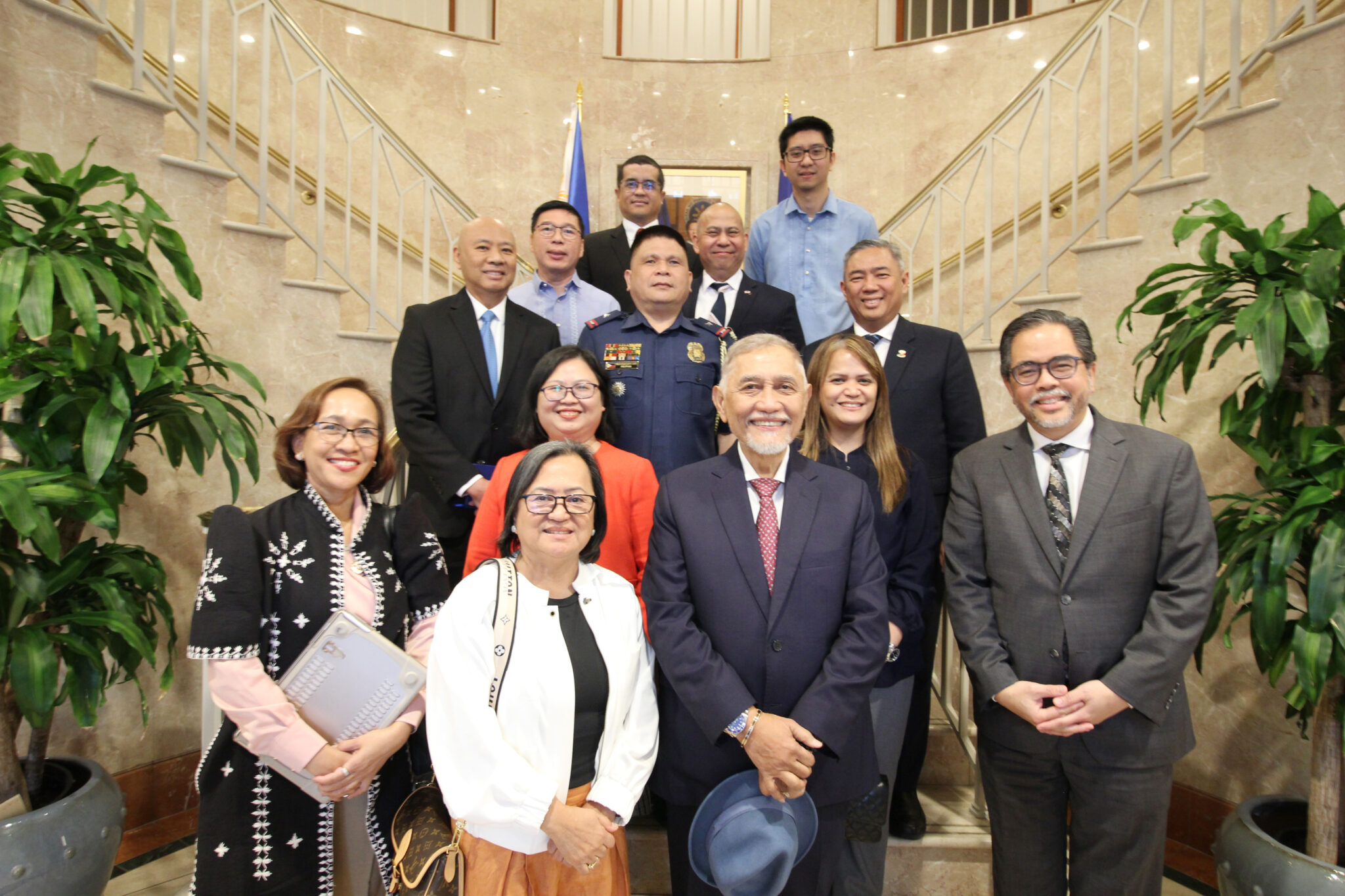 CONGRESSMAN ABANTE VISITS PH EMBASSY, ENGAGES FILIPINO COMMUNITY IN TOWN HALL DISCUSSION ...