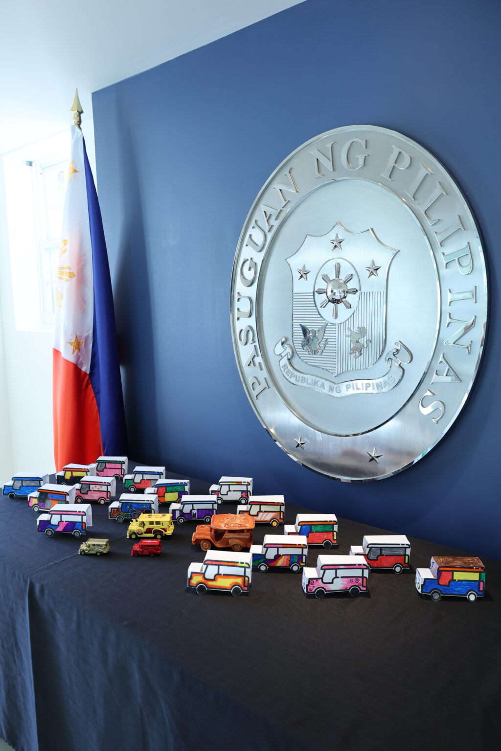 EAP PARTNER CREATES PAPER MODELS OF THE FILIPINO JEEPNEY FOR NATIONAL ...